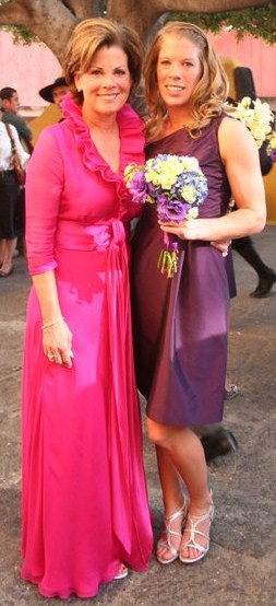 About Us | GraytonGirl